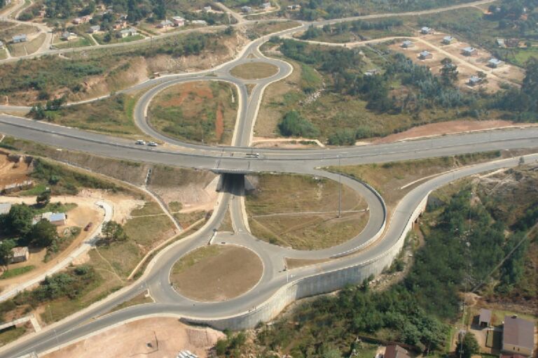 Geoquest Retaining Walls for High-Speed Rail Line